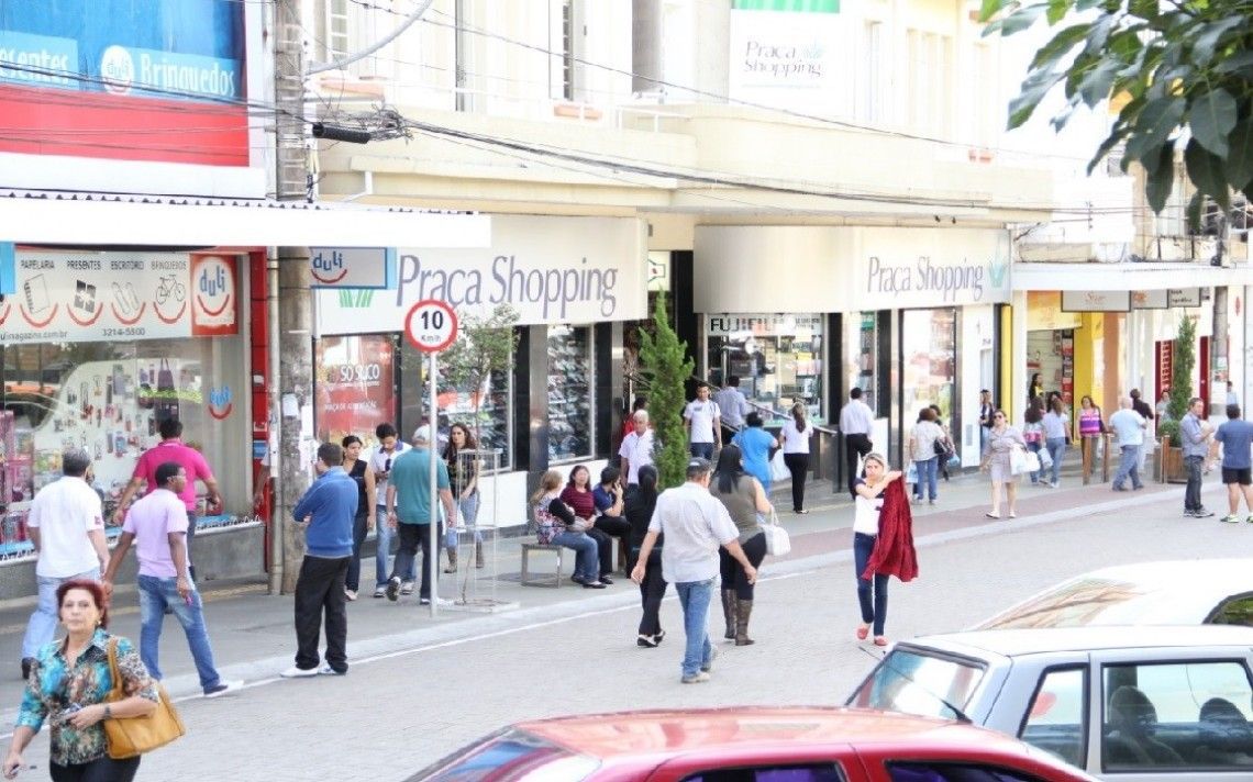 Sincomércio define horário de funcionamento das lojas para o carnaval ...